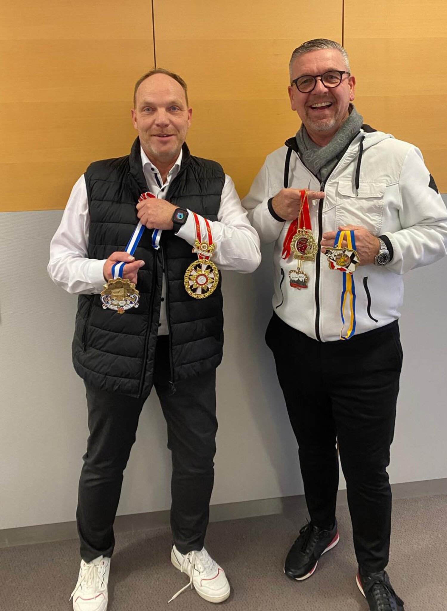 Abgabefrist endet am Dreikönigstag: Countdown für die Orden - Hürth