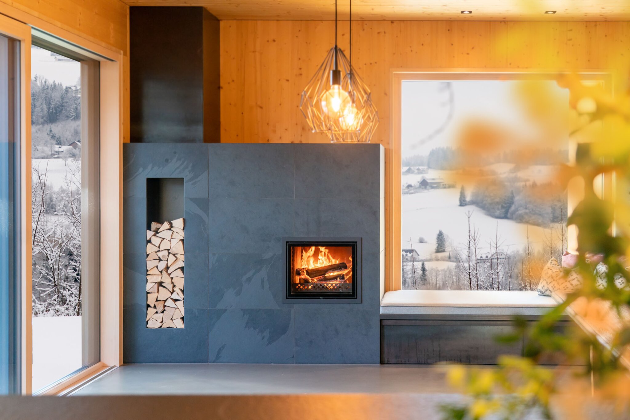 Mit modernen Holzfeuerstätten: Heizen mit Holz ist weiterhin erlaubt ...