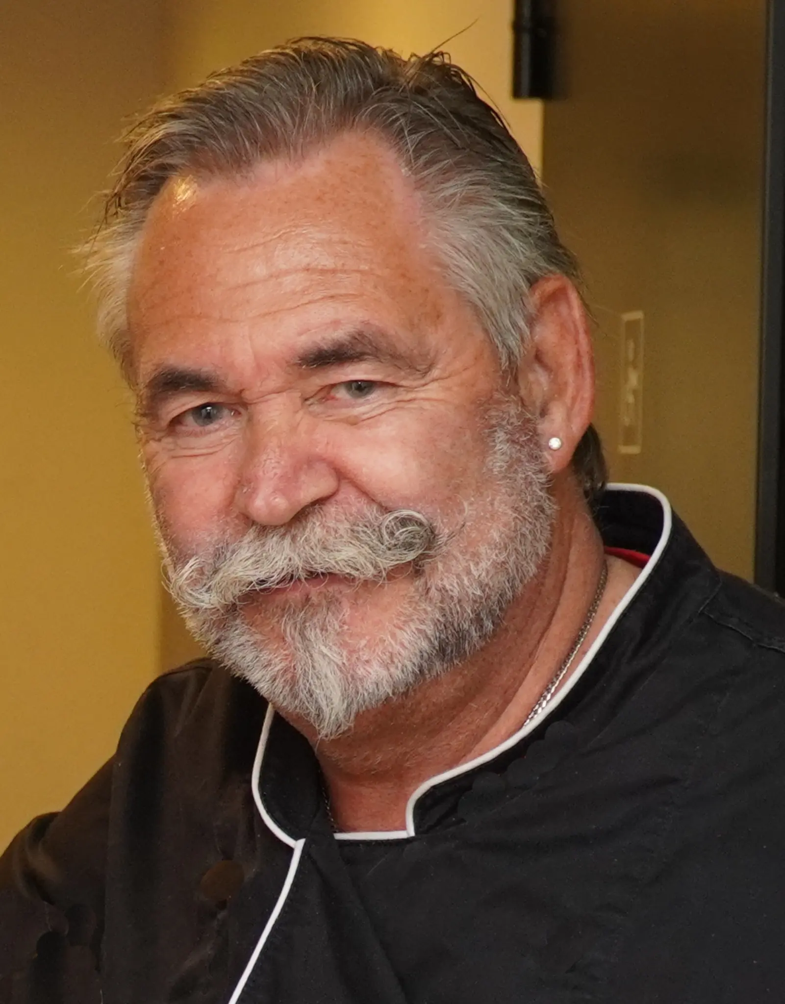 Hermann Josef "Joe" Sturm aus Brühl - Rheinische Anzeigenblätter